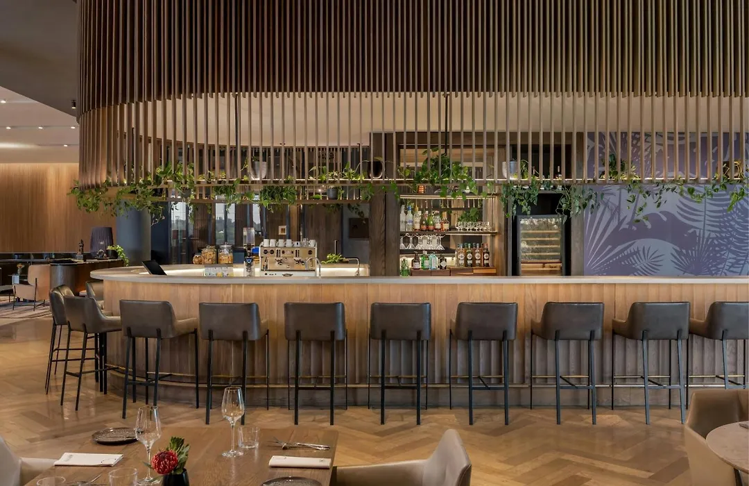 JOHANNESBURG MARRIOTT HOTEL MELROSE ARCH | 4-STAR ACCOMMODATION MELROSE